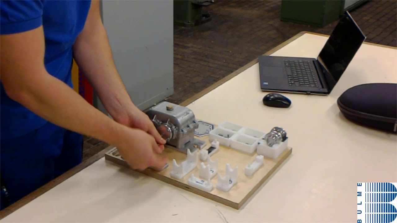 Hololens - Gearbox assembly instructions - YouTube