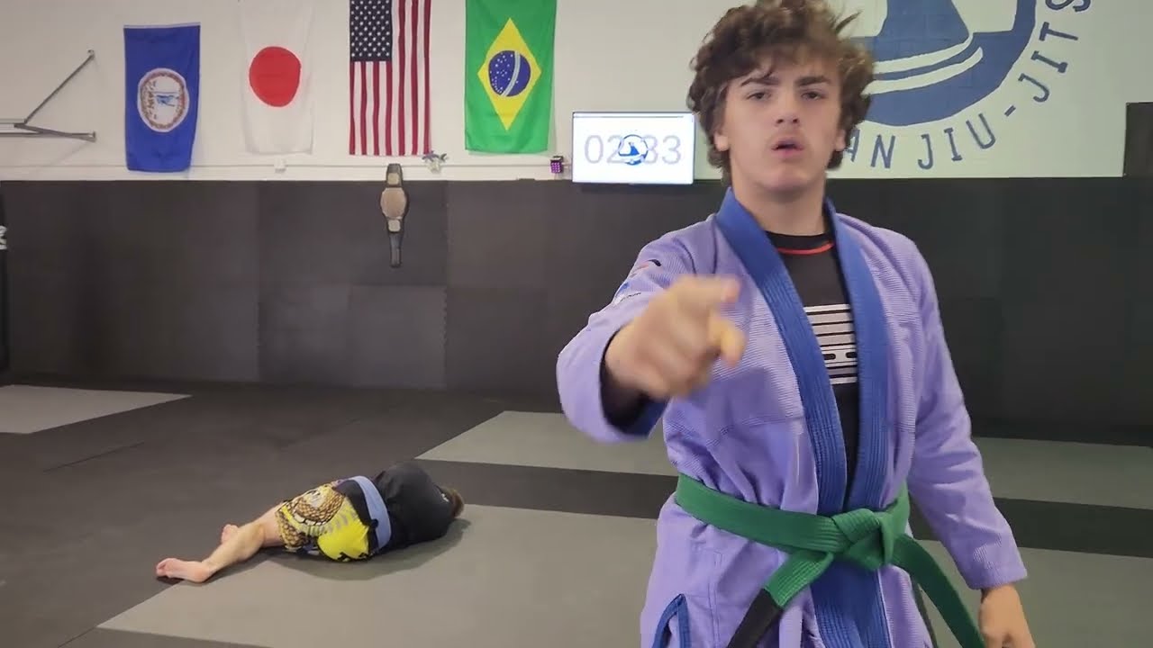 Fireman's Carry Loop Choke - YouTube