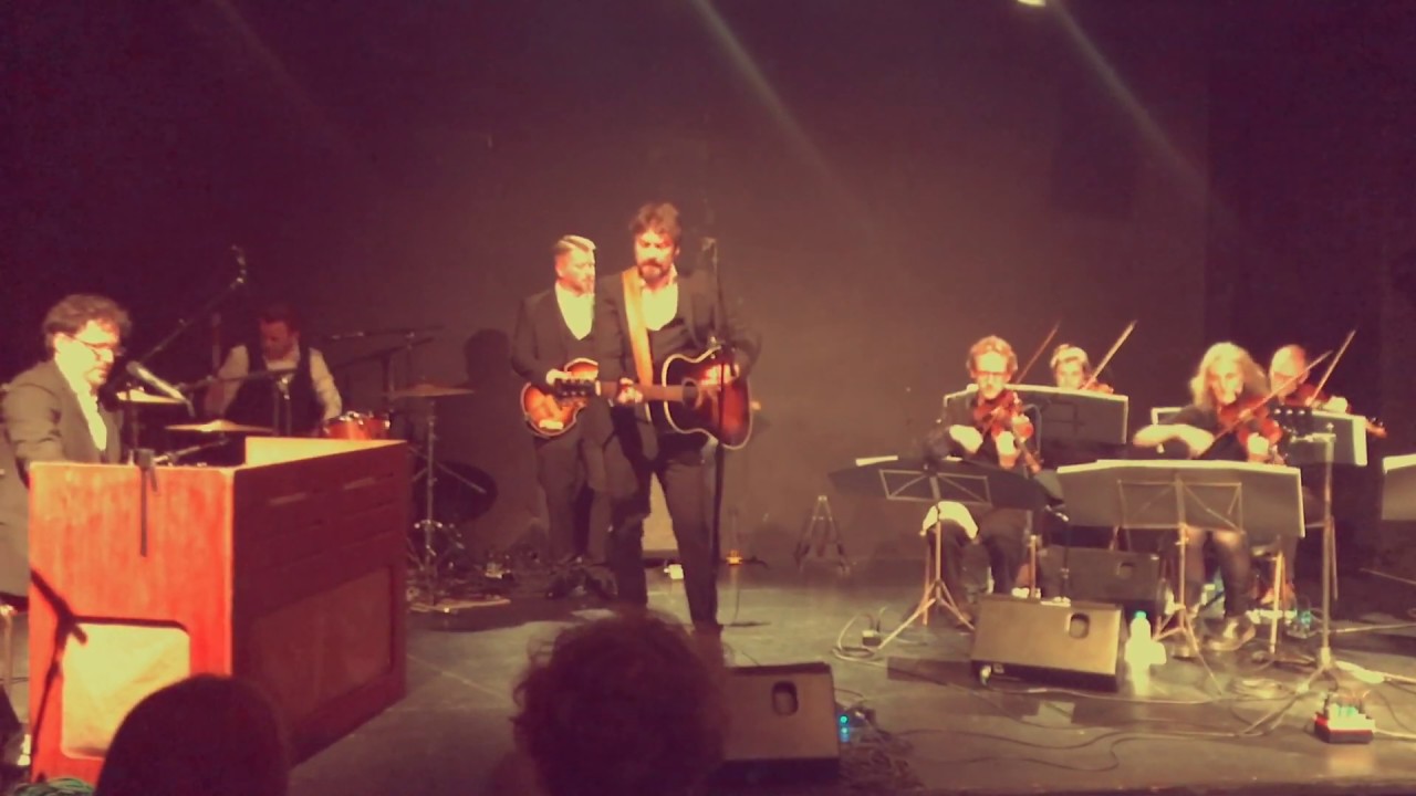 Pete Gow and The Siren Strings - Strip For Me (Live) - YouTube