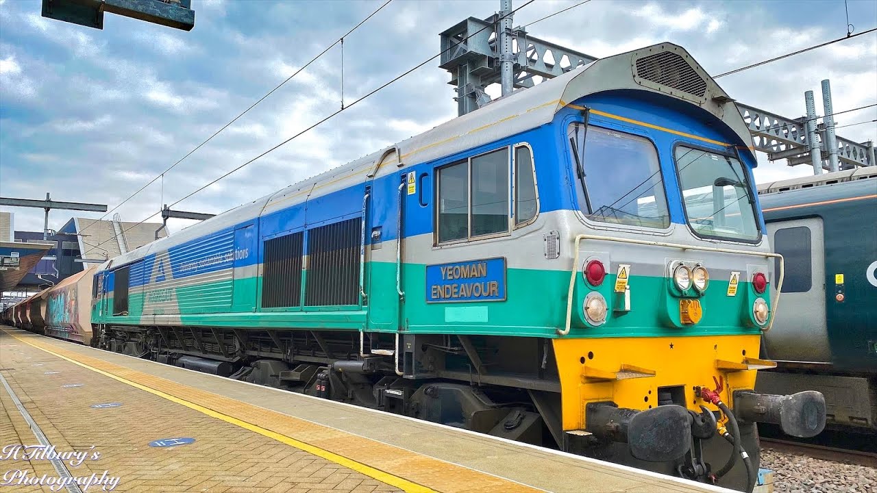 Class 59: 59001 Departs Reading On An Empty Stone Train - YouTube