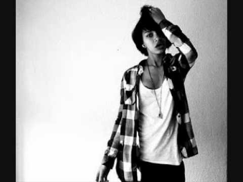 Rochelle Perts - Strong (studio versie own song)