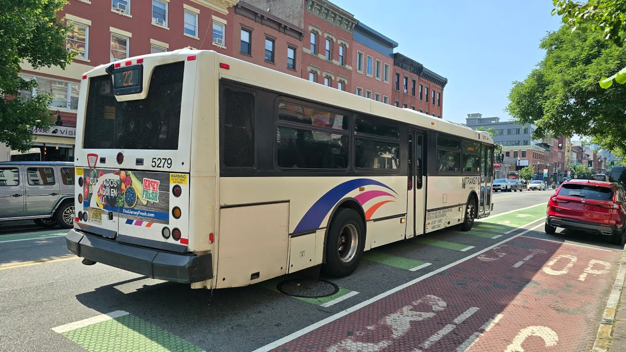 NJ TRANSIT 22 Hoboken (NABI 40-SFW 5279) - YouTube