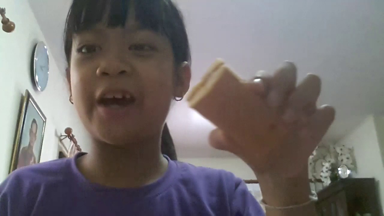 รีวิวขนม euro ellse/ปรายฟ้าคริสเเชเเนล - YouTube