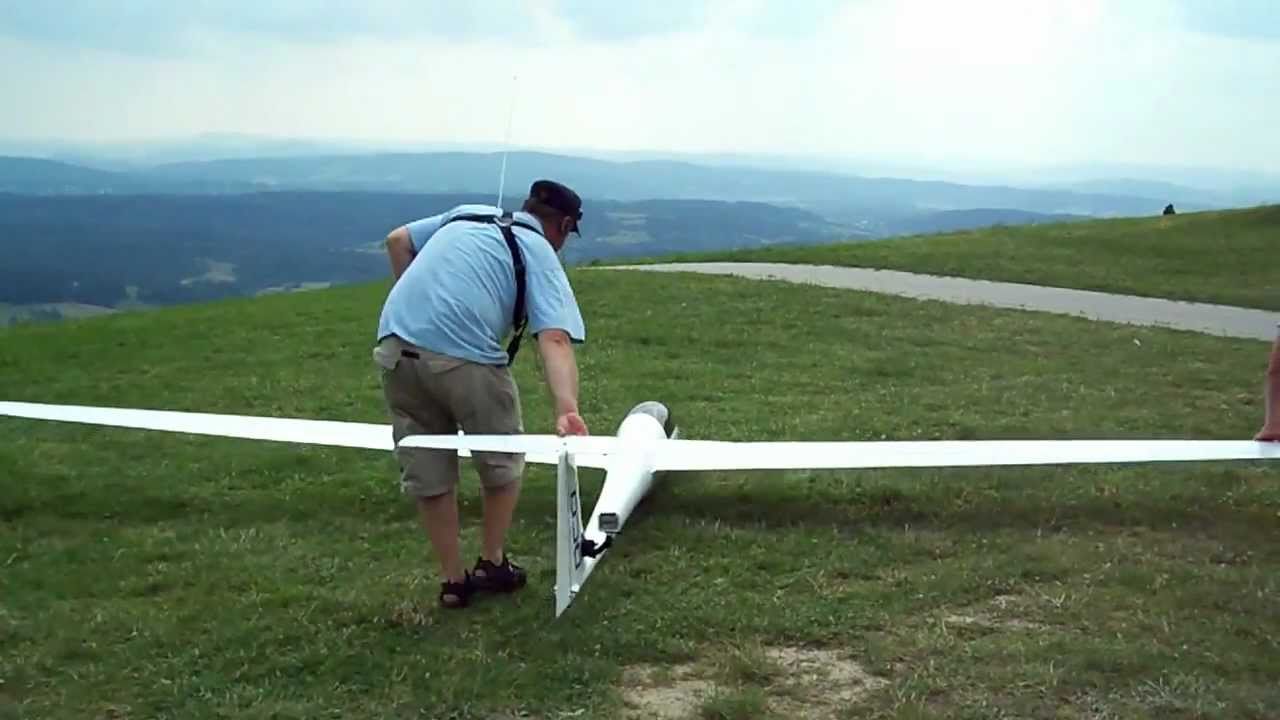 Bezmiechowa 2011Launch Hangflug Duo Discus Wing span 6,7m - YouTube
