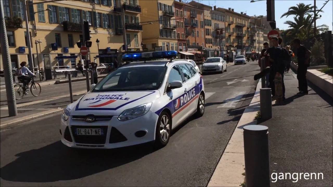 3x French police cars responding urgently // Police nationale ...