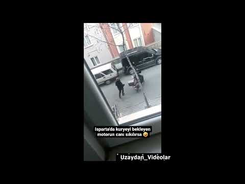 Ato tut kafa atıyor