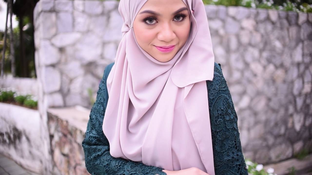 Ummu Aiman Muslimah Collection - video teaser HD - YouTube