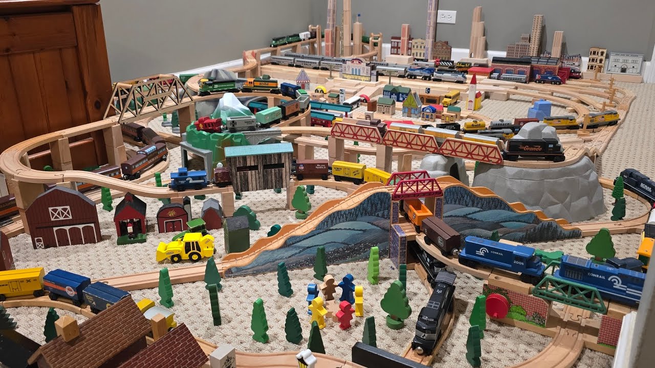 USAWoodenRailway's 4th Wooden Train Layout - YouTube