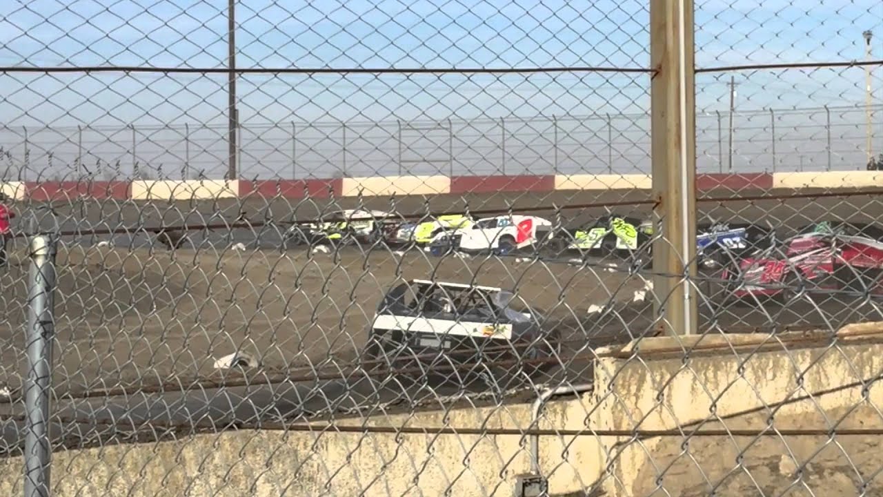 Dirt Track at Kern County Raceway Park - Racing Action! - YouTube