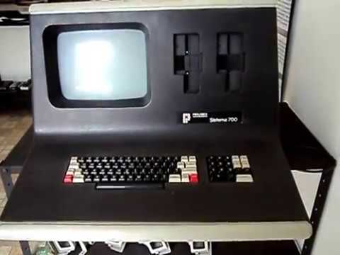 Computador Prologica sistema700 anos 80 - YouTube