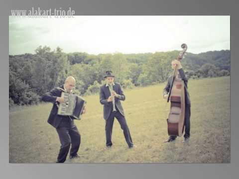 Promoroaca - YouTube