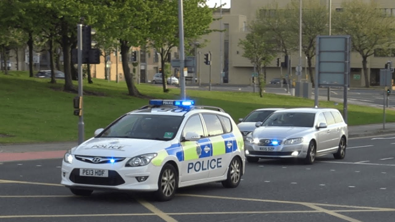 Merseyside Police - X2 Dog Support Units Responding - YouTube