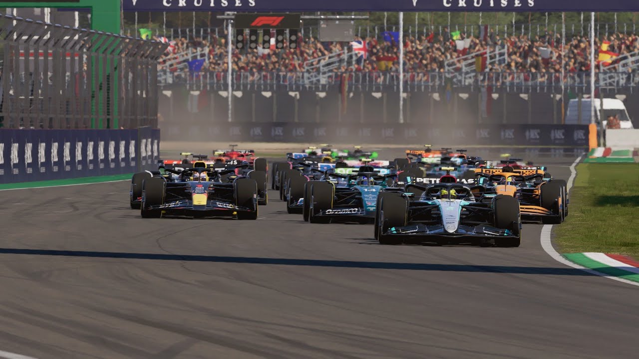 HUGE BATTLE FOR THE PODIUM: F1 24 Lewis Hamilton 8th wdc career - YouTube