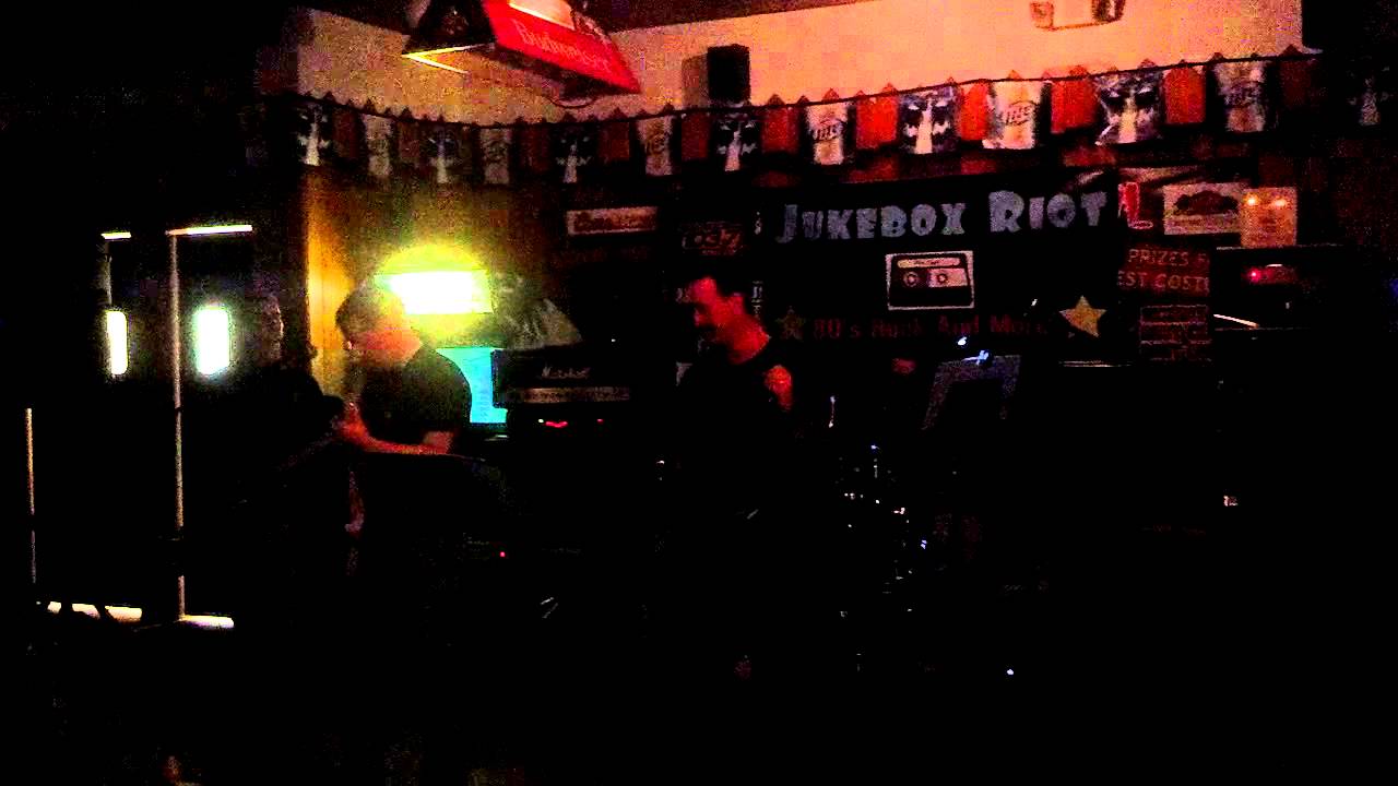 Jukebox Riot Funky Town 10 20 2012 - YouTube