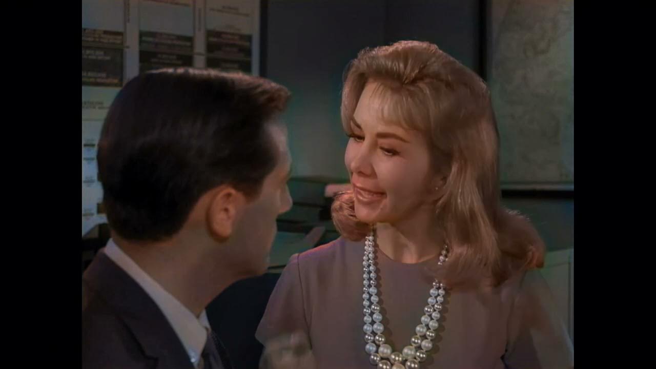 The Twilight Zone To Serve Man colorized - YouTube