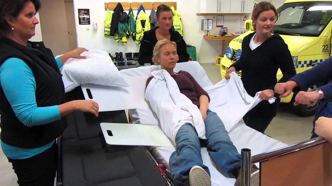 From stretcher to bed - no. 2 - smart solutions for paramedics by Per ...