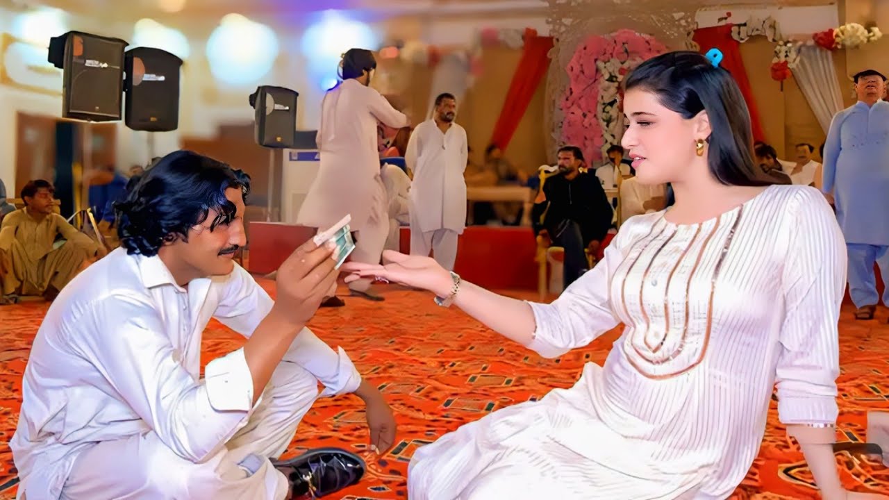 Saraiki singer Irfan bhadohi Dance Mehak Malik ²⁰²⁶ - YouTube