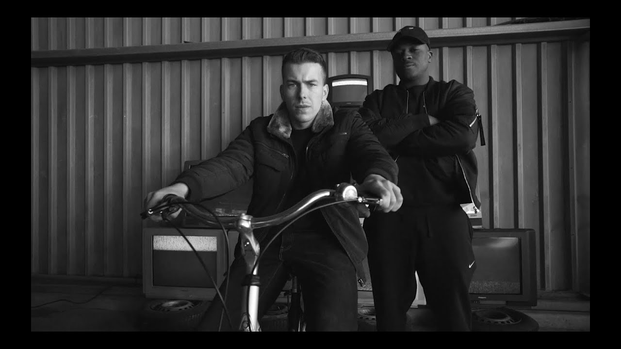 BANGS (AOB) FEAT. ULYSSE - DAS SELBE (prod. by CONTRABEATZ) - YouTube