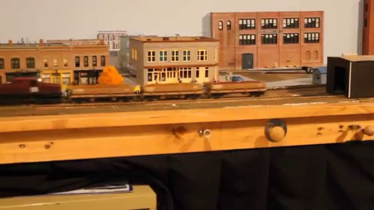 GE 85 Ton Steeple Cab in HO Scale - YouTube