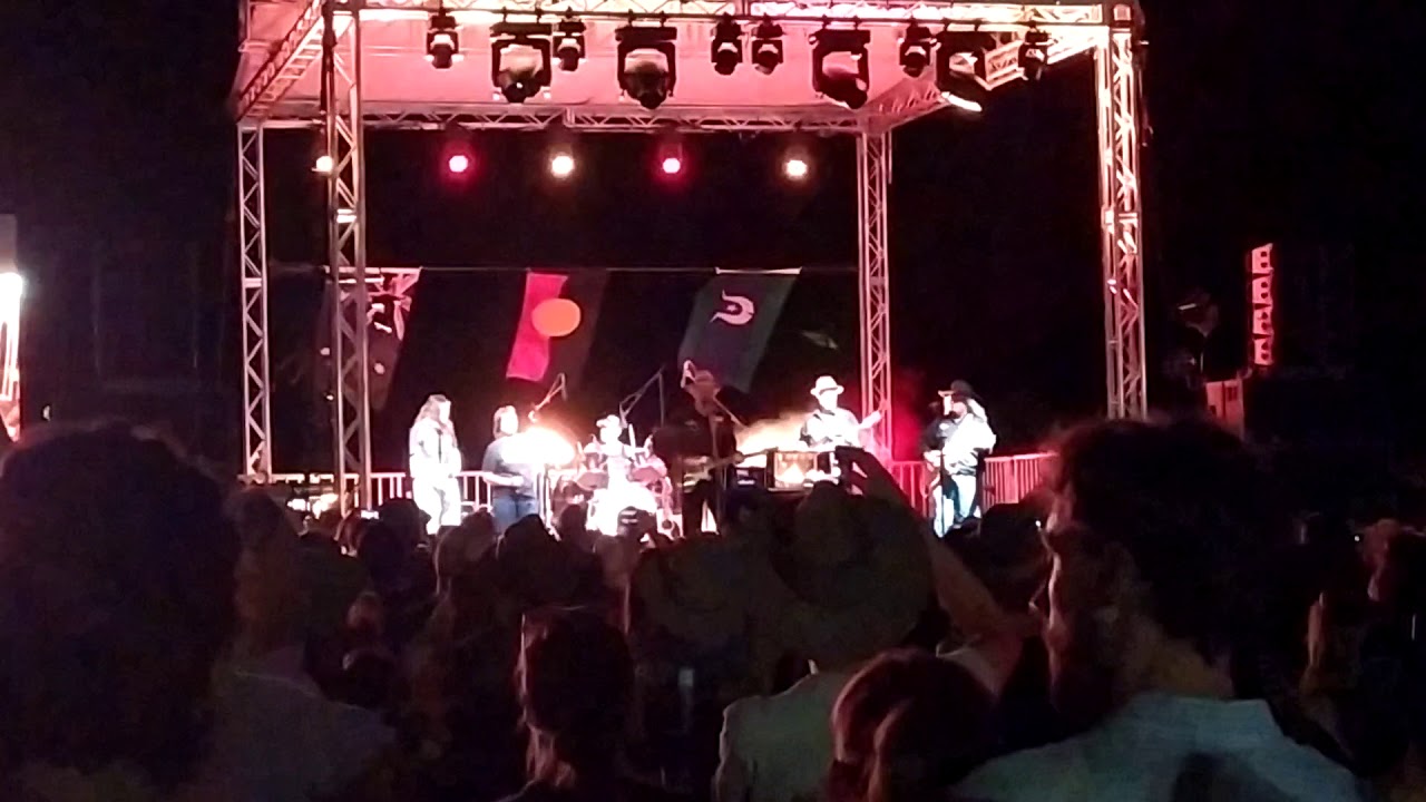 Solid Rock by goanna live at uluru - YouTube