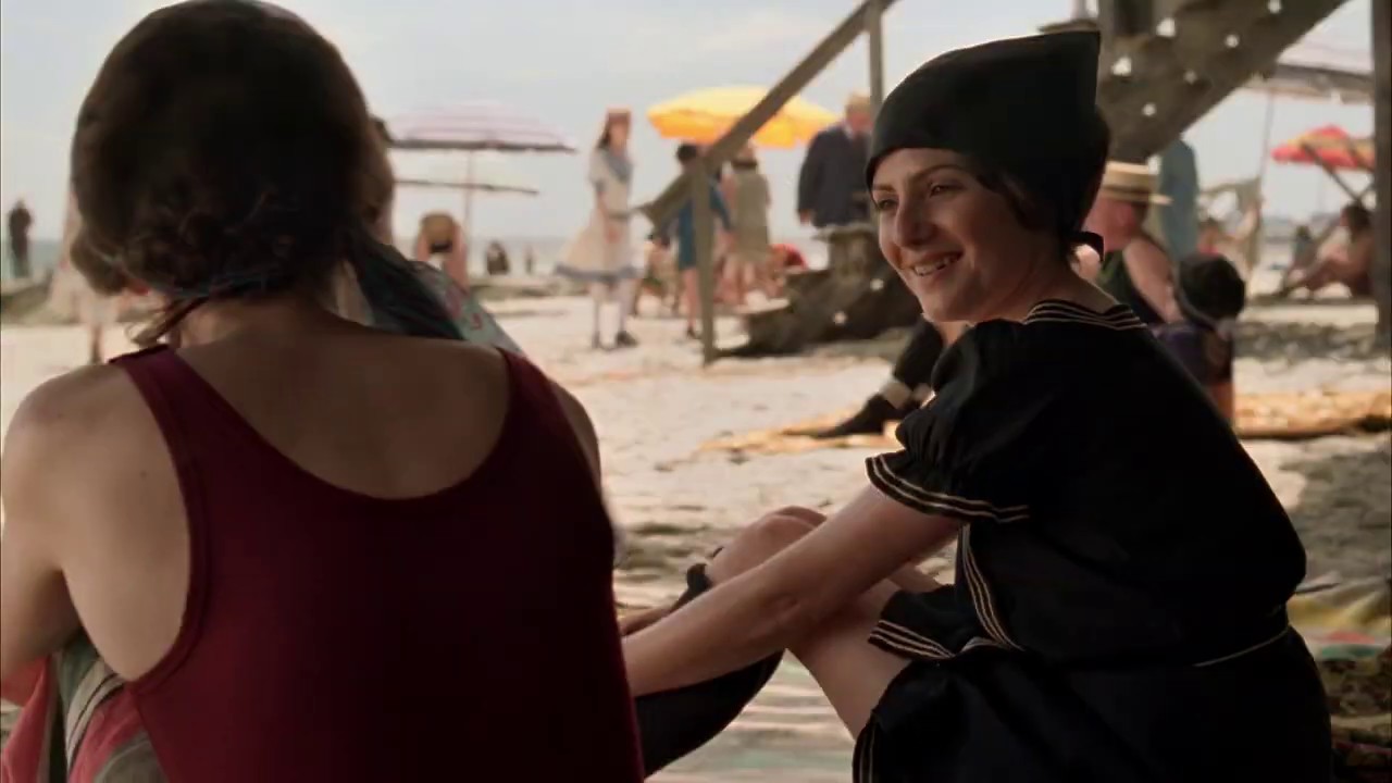 Boardwalk Empire season 2 - Angela Darmody befriends a woman on the ...
