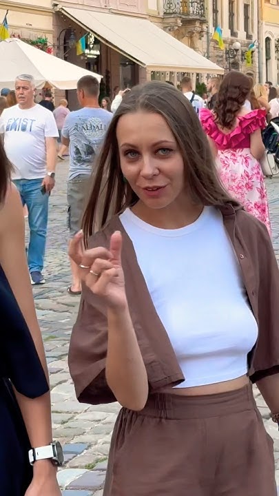 Розмір має значення Львів дівчата площа Ринок львівплощаринок Youtube