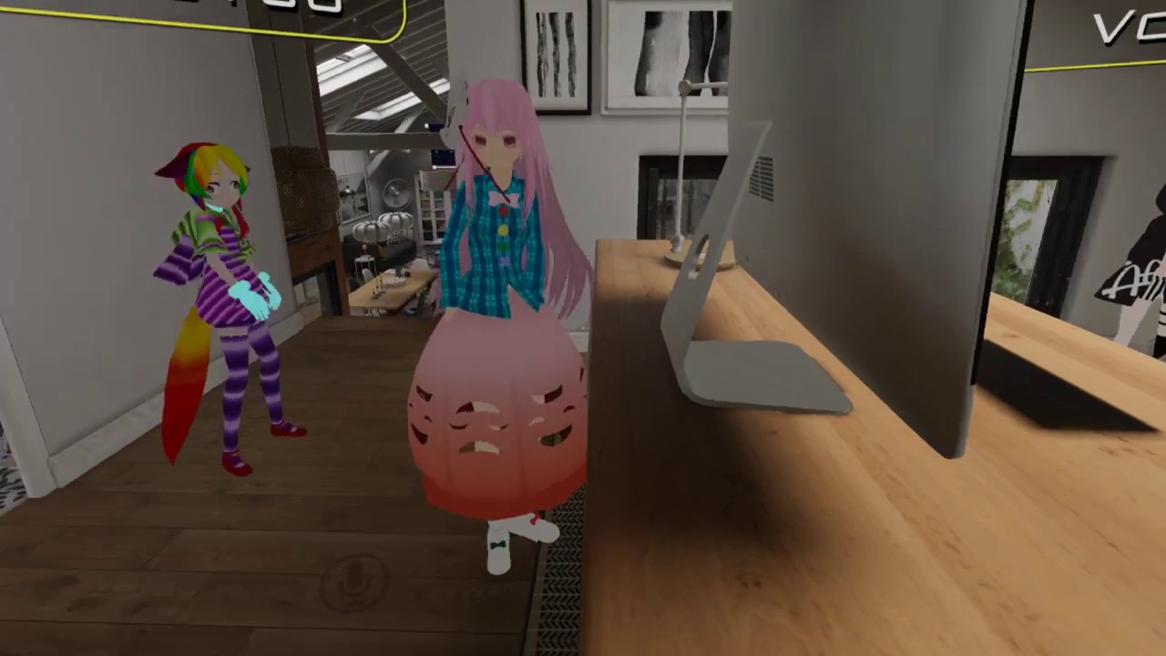 VRChat: Explosive Duck Roulette - YouTube