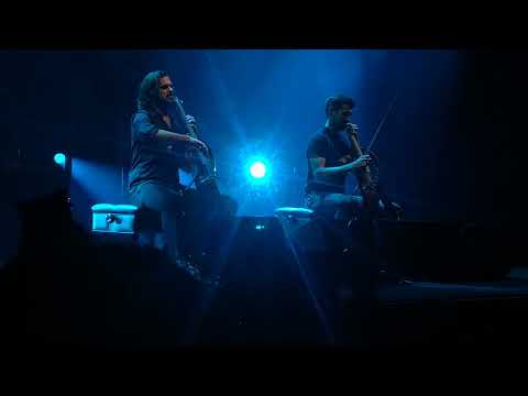 2CELLOS  Despacito  at Budokan