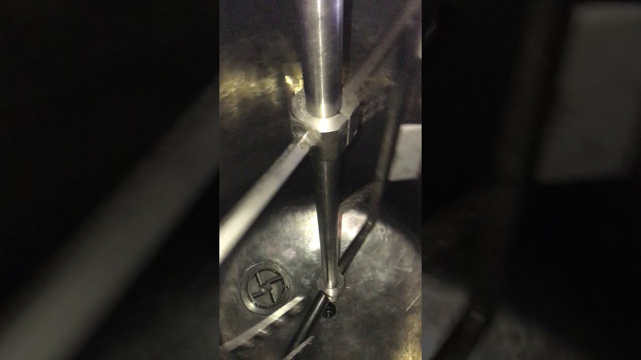 Anchor agitator with PTFE scrappers - YouTube