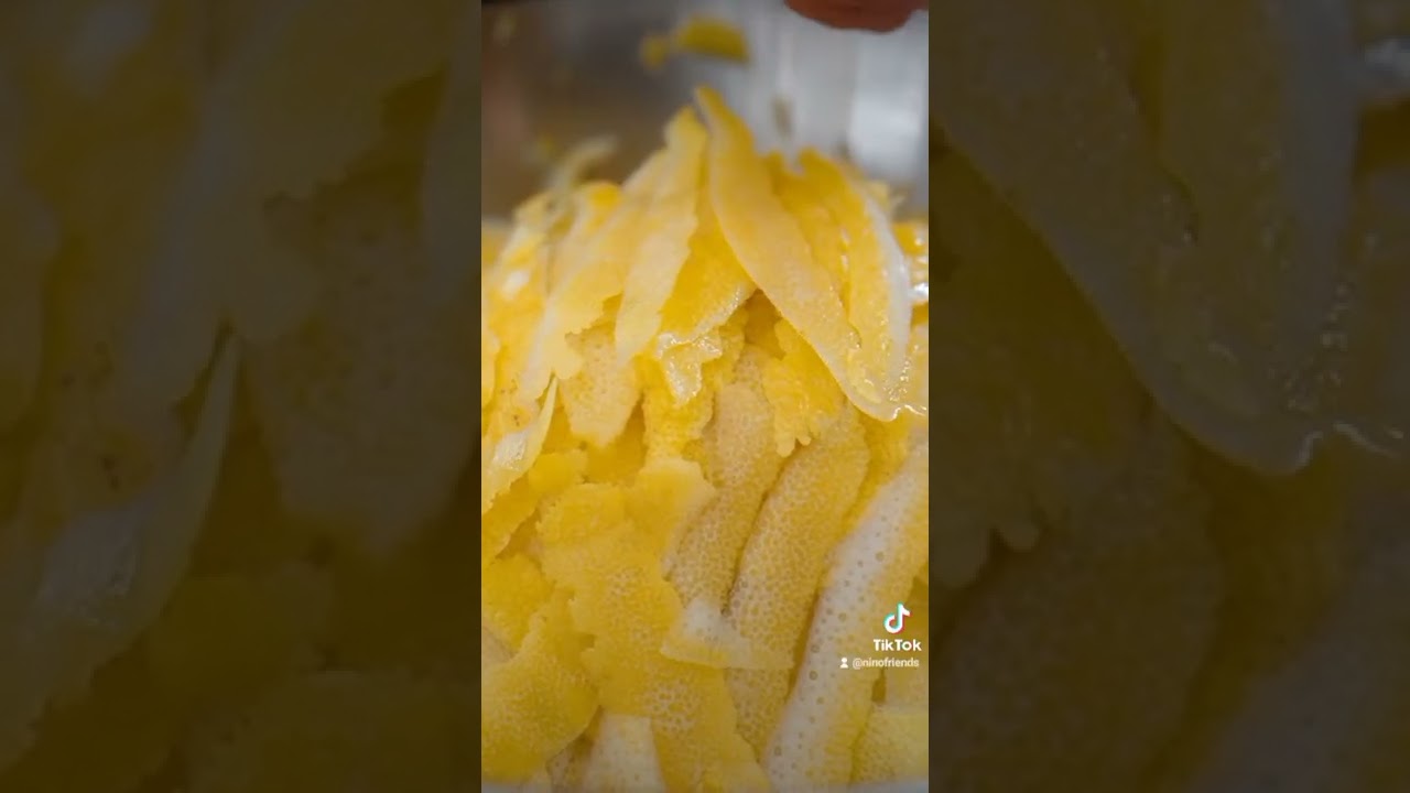 The best Limoncello of Sorrento! Limonoro Gourmet! - YouTube