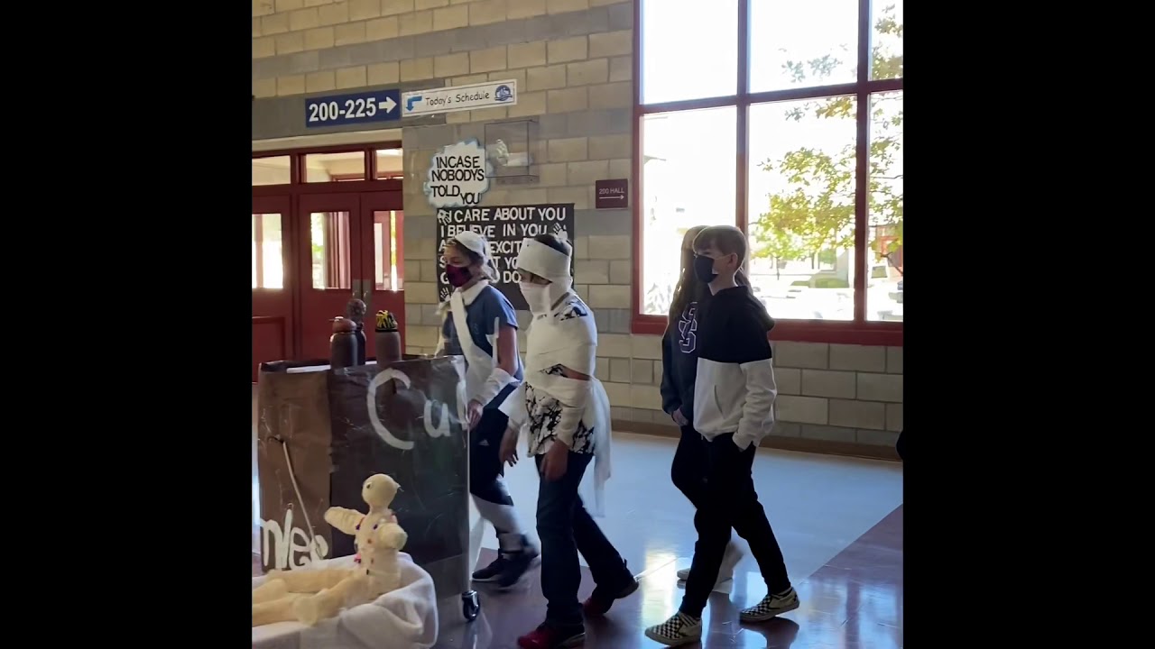 Yvonne Shaw Middle School float parade 2020-2021 - YouTube