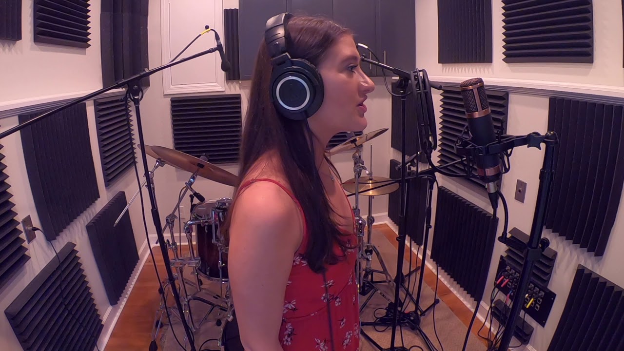 Sophia Roth "She Used To Be Mine" Cover - YouTube