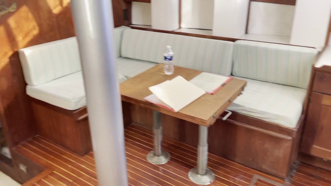 CAL 46 center cockpit walkthrough - YouTube