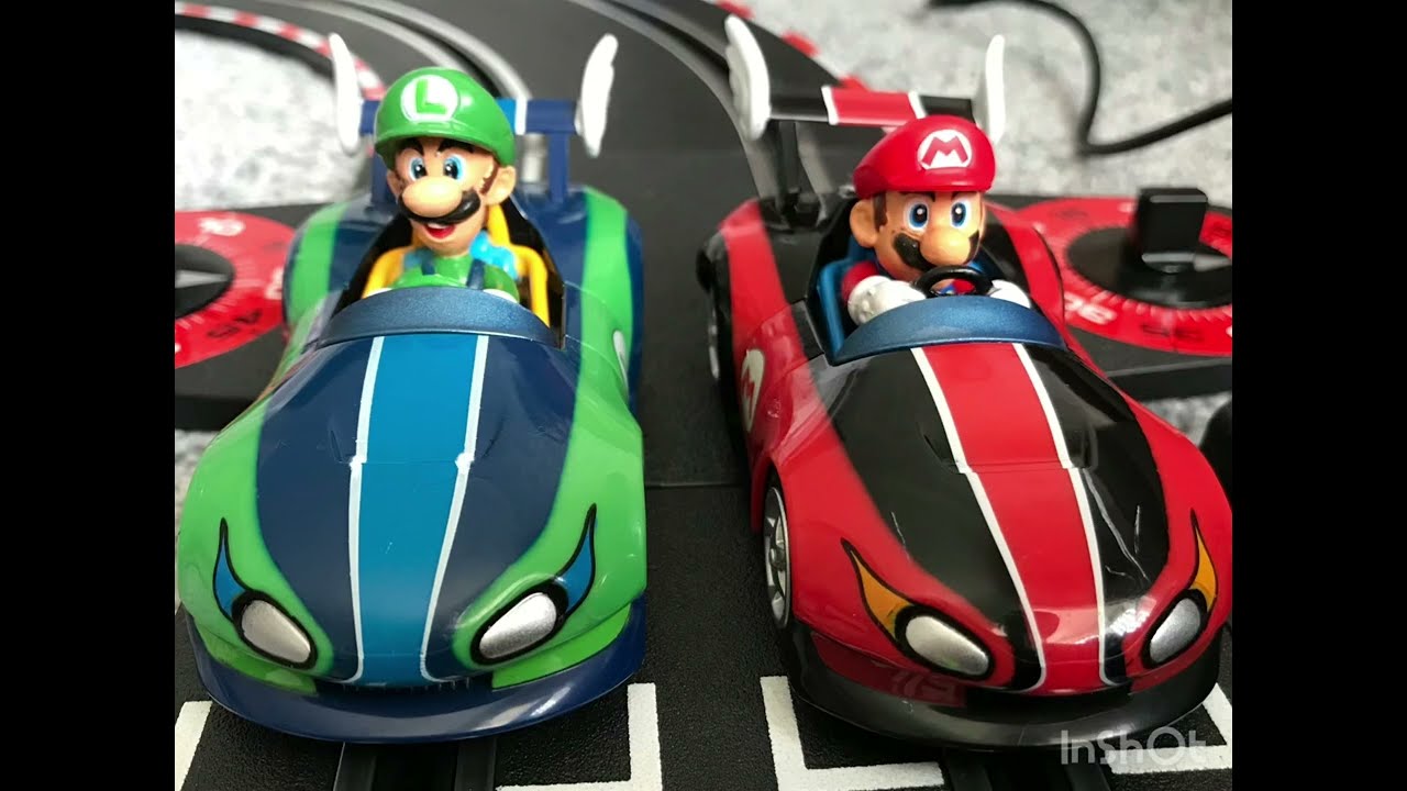 Mario v Luigi racing - YouTube