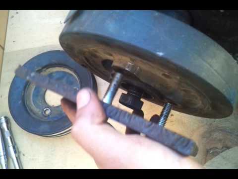 how to remove harmonic balancer/damper - YouTube