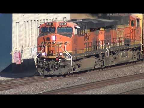BNSF WB Autoracks Meets BNSF EB Intermodal. Kansas City, MO 10/19/24 - YouTube
