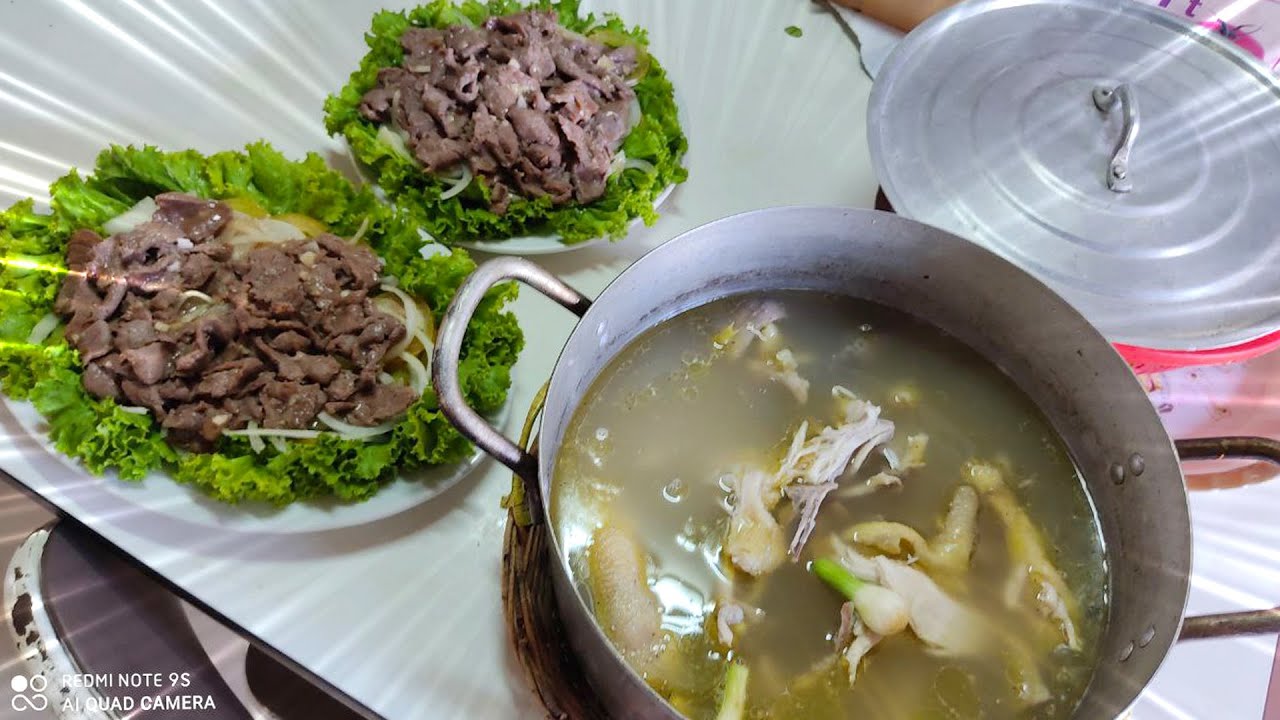 Life Surrounded by rice fields Cooking Chicken Soup and Cha Lok Lak ...