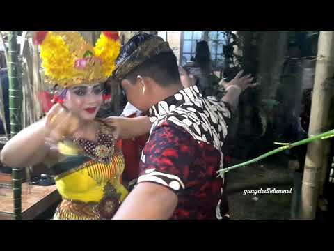 JOGED  2021 REBUTAN NGIBING//PENARI NYA VIRAL