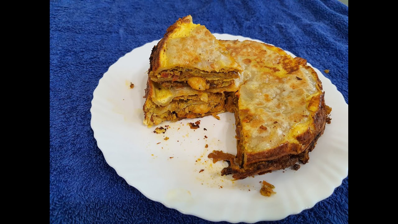 ചെമ്മീൻ ചട്ടി പത്തിരി .....CHEMMEEN CHATTI PATHIRI - YouTube