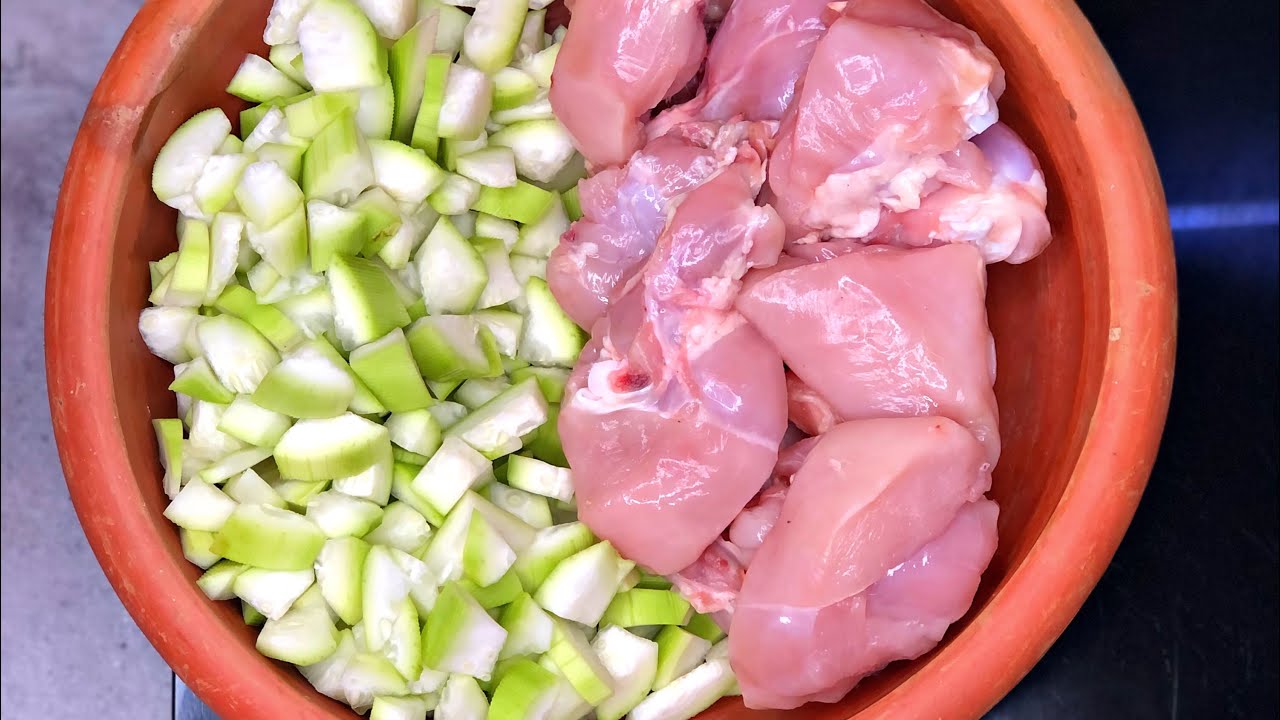 Lauki Chicken Recipe | Ramdan Day 9 | Chicken with Bottle Gourd ...