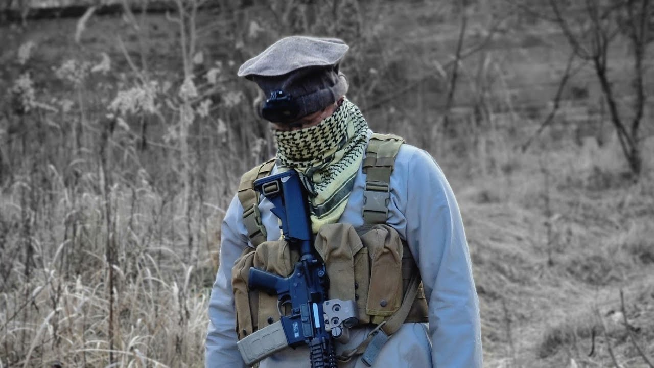 Taliban with captured US weapon / Airsoft gameplay montage / Systema ...