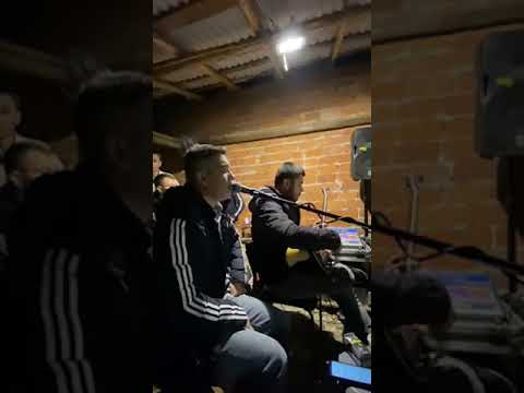AVNİ YOL - EMRE ENGİN GİTTİĞİN O YOLLAR