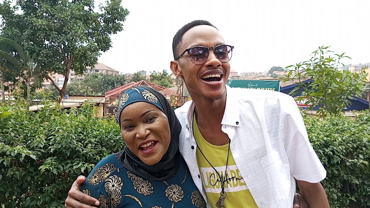 Arthur Kayima Meets His Favorite Comedian Kachapizo, Laba Effujjo - YouTube