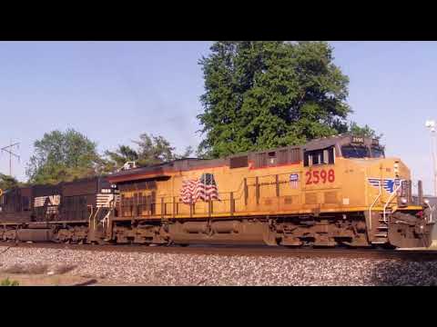 NS 19K @ CLYMERS, IN 5 25 23 UP 2598 NS 1829 - YouTube