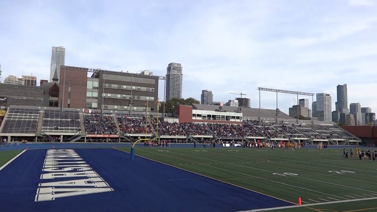 001 university of toronto football vs Queens University - YouTube