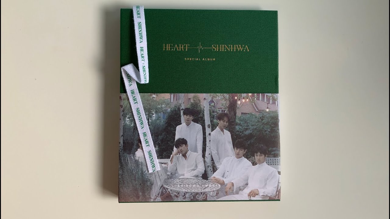 SHINHWA (신화) Special Album Heart Unboxing - YouTube