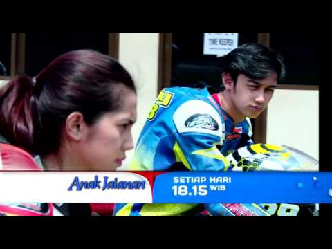 Raya menantang Mondy balap di sirkuit