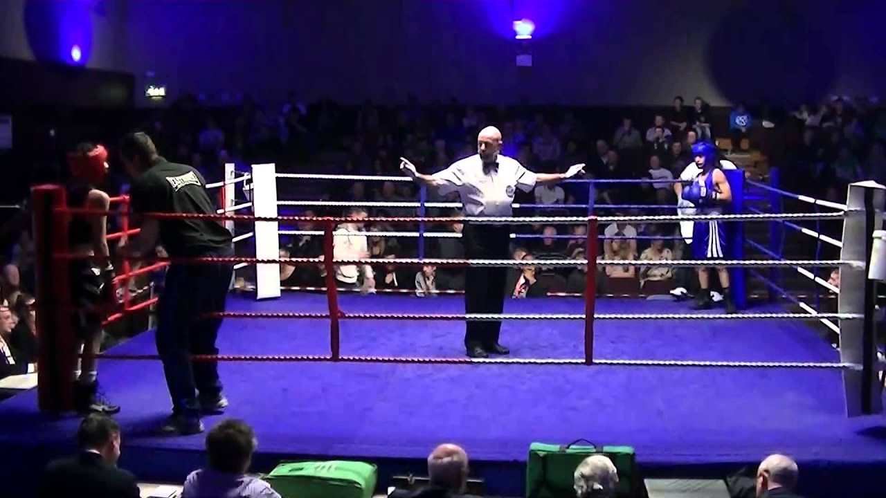 Zain Ul Abdeen v Hamza Hussain 17th Jan 2014 Victoria Hall Keighley ...