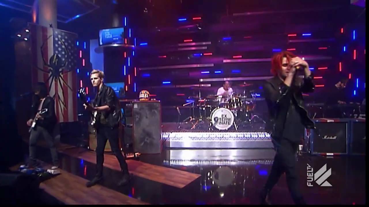 My Chemical Romance - Planetary (Go!) [live] - YouTube