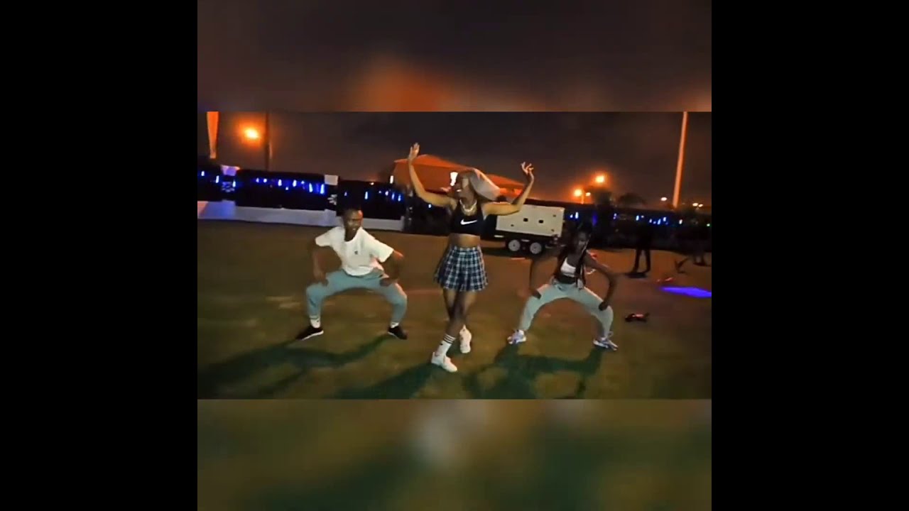 AmaNikiNiki Mfr souls x Kamo Mphela Amapiano 2020 Kamo Mphela Dancing ...